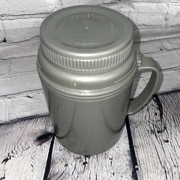aladdin | Dining | Aladdin Micromagic Food Bottle 7oz Hotcold Thermos ...